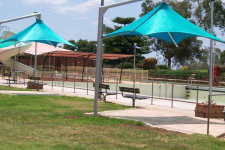 Cafes, Shops & Cinemas - Gunnedah Pool - Gunnedah, New South Wales ...