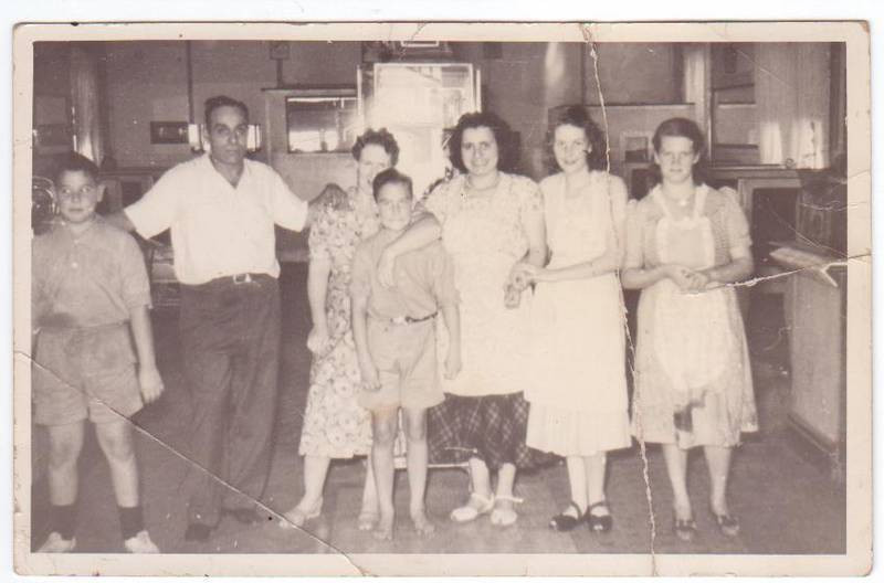Cafes, Shops & Cinemas - Theo Comino [Palavras] in his cafe in Merriwa NSW